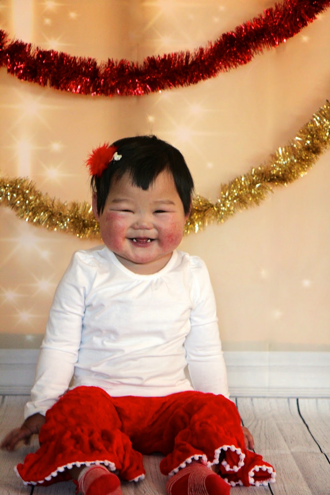 Wordless Wednesday... Babies In Lights - Crafty Nester